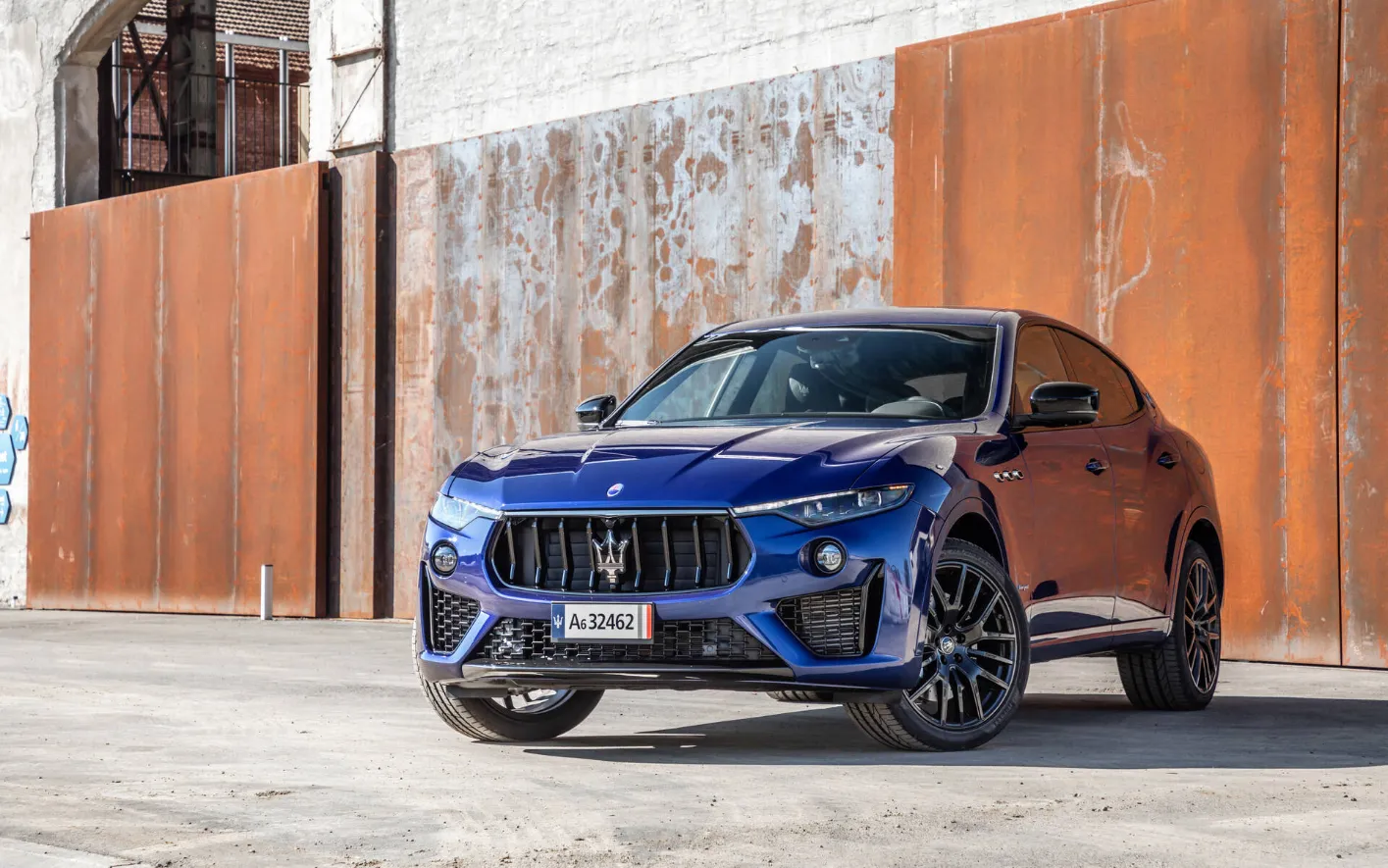 Maserati Ghibli 334 Ultima and Levante V8 Ultima Debut