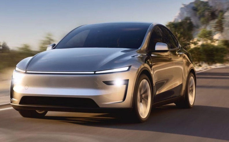 Tesla Self Driving Delivery Sparks Debate on Future of Robot