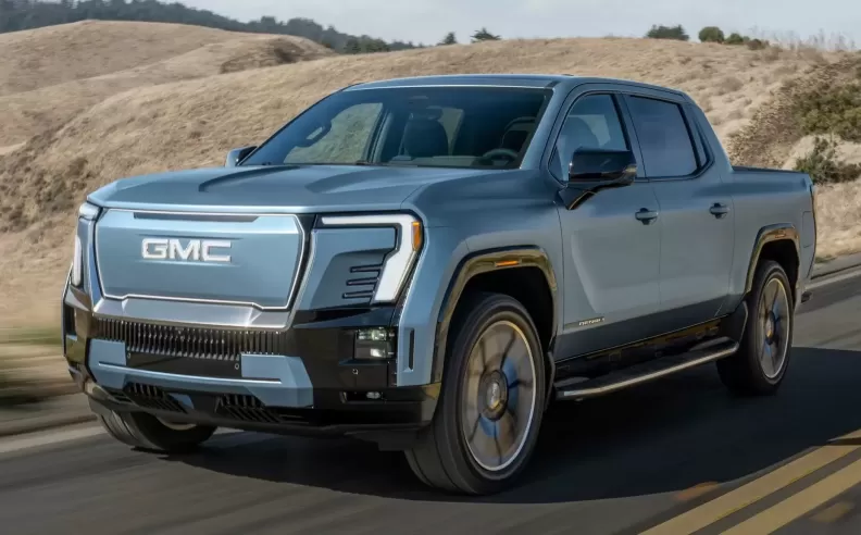 Video GM Electric Cars 2025 Escalade IQ Sierra EV Corvette E