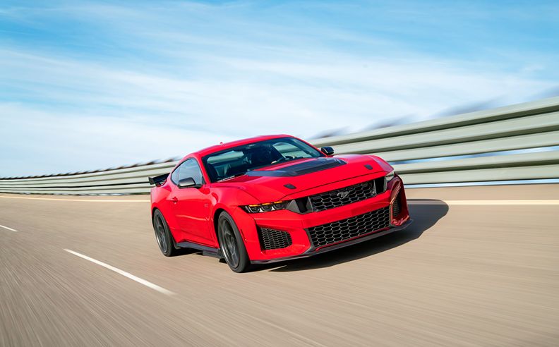 Mustang Dark Horse SC: Supercharged Performance Revealed